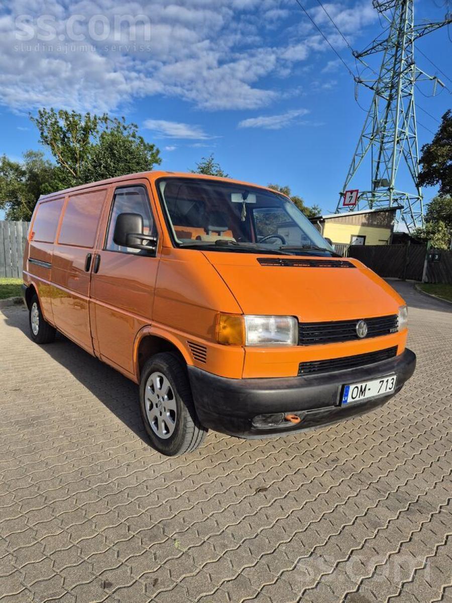 Oranžs Volkswagen Transporter 1998 Liepāja, ar dzinēja tilpumu 2.50 L un nobraukumu 432 tūkst. km par 5687 €, foto 1 vietnē AUTOMOTO.COM.LV