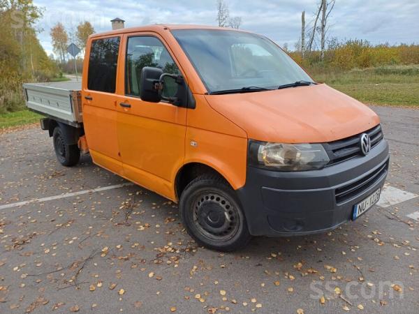 Volkswagen Transporter 2010 in Daugavpils on AUTOMOTO.COM.LV Orange Volkswagen Transporter 2010 in Daugavpils, with an engine capacity of 2.00 L and mileage of 0 thousand km for 4500 β¬, photo 4 on AUTOMOTO.COM.LV
