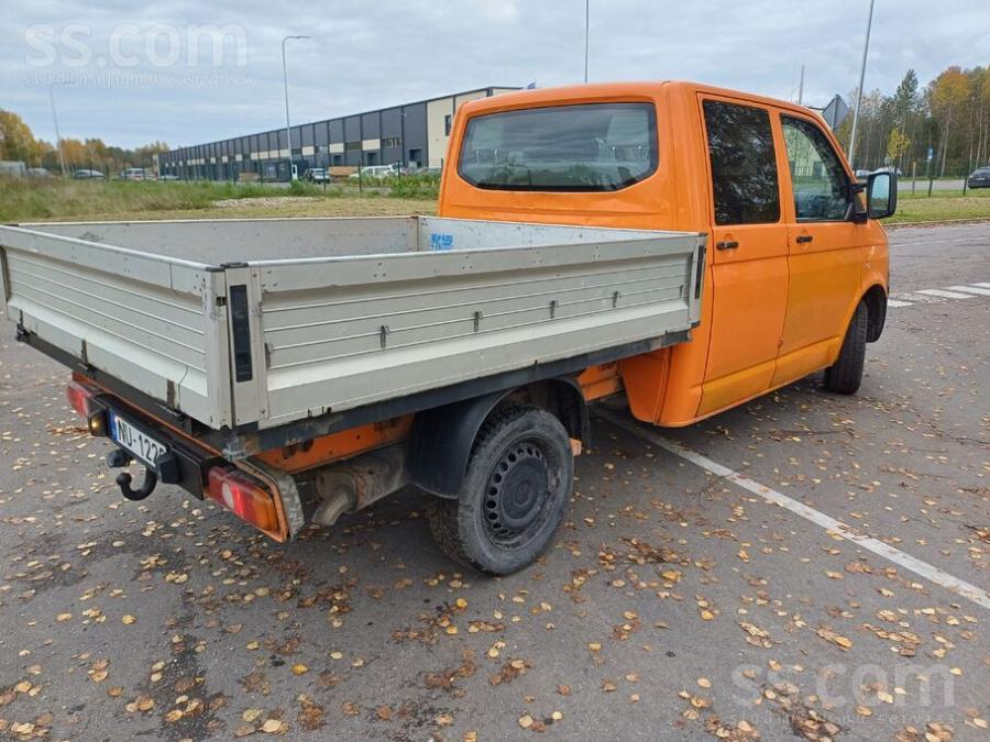 Orange Volkswagen Transporter 2010 in Daugavpils, with an engine capacity of 2.00 L and mileage of 0 thousand km for 4500 €, photo 7 on AUTOMOTO.COM.LV