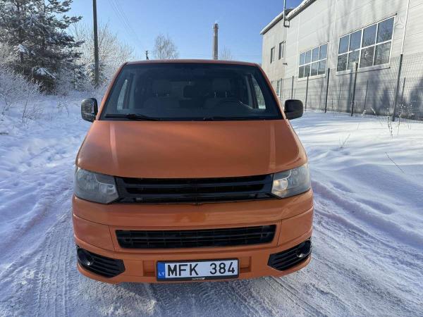 Oranžs Volkswagen Transporter 2011 Viļņa, ar dzinēja tilpumu 2.00 L un nobraukumu 370 tūkst. km par 6200 €, foto 2 vietnē AUTOMOTO.COM.LV