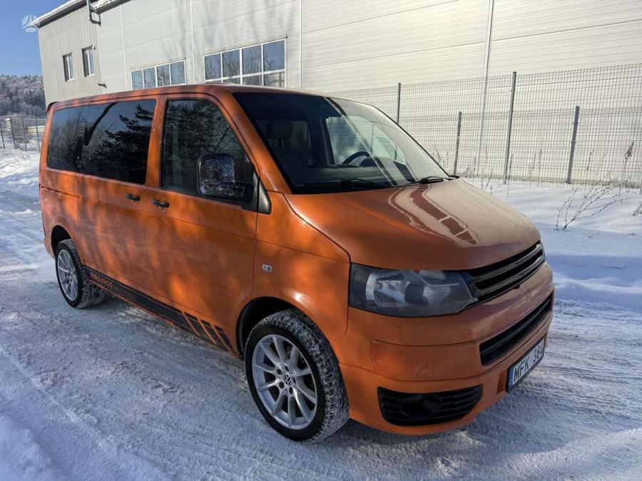 Oranžs Volkswagen Transporter 2011 Viļņa, ar dzinēja tilpumu 2.00 L un nobraukumu 370 tūkst. km par 6200 €, foto 3 vietnē AUTOMOTO.COM.LV