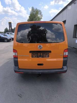 Orange Volkswagen Transporter 2012 in Joniskis, with an engine capacity of 2.00 L and mileage of 310 thousand km for 7950 €, photo 5 on AUTOMOTO.COM.LV