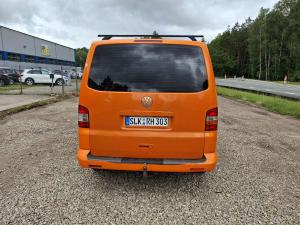 Orange Volkswagen Transporter 2010 in Radviliskis, with an engine capacity of 2.50 L and mileage of 290 thousand km for 3800 €, photo 5 on AUTOMOTO.COM.LV
