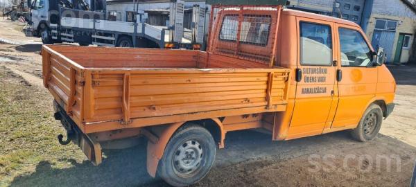 Orange Volkswagen Transporter 1994 in Limbazi, with an engine capacity of 2.40 L and mileage of 499 thousand km for 750 €, photo 3 on AUTOMOTO.COM.LV