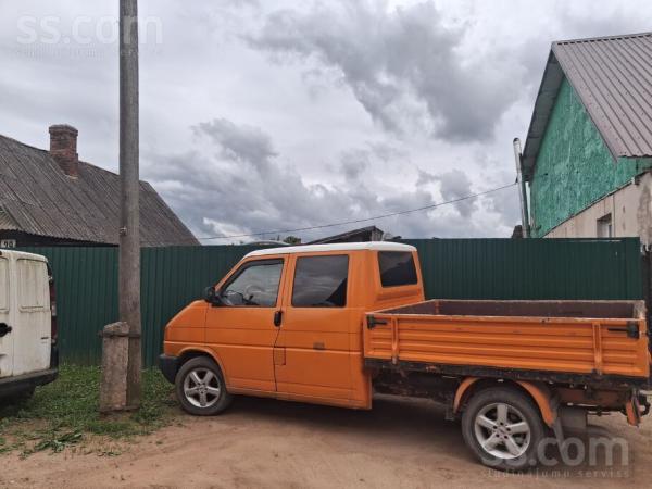 Orange Volkswagen Transporter 1999 in Daugavpils, with an engine capacity of 1.90 L and mileage of 316 thousand km for 2900 €, photo 1 on AUTOMOTO.COM.LV