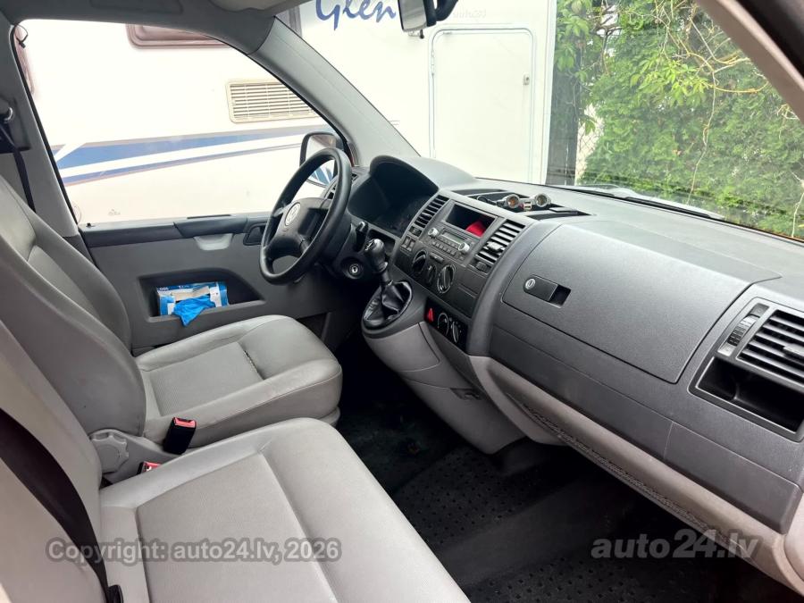 Oranžs Volkswagen Transporter 2006 Tallina, ar dzinēja tilpumu 1.90 L un nobraukumu 142 tūkst. km par 5100 €, foto 11 vietnē AUTOMOTO.COM.LV