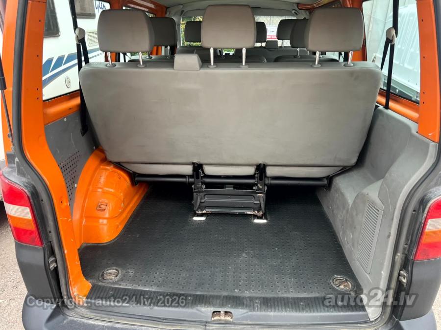 Oranžs Volkswagen Transporter 2006 Tallina, ar dzinēja tilpumu 1.90 L un nobraukumu 142 tūkst. km par 5100 €, foto 16 vietnē AUTOMOTO.COM.LV