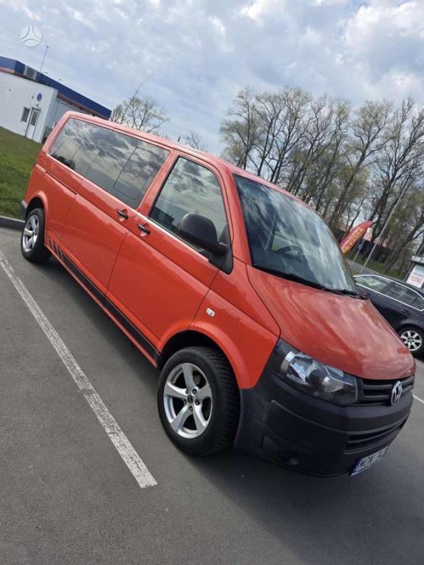 Oranžs Volkswagen Transporter 2013 Kauņa, ar dzinēja tilpumu 2.00 L un nobraukumu 340 tūkst. km par 12705 €, foto 1 vietnē AUTOMOTO.COM.LV