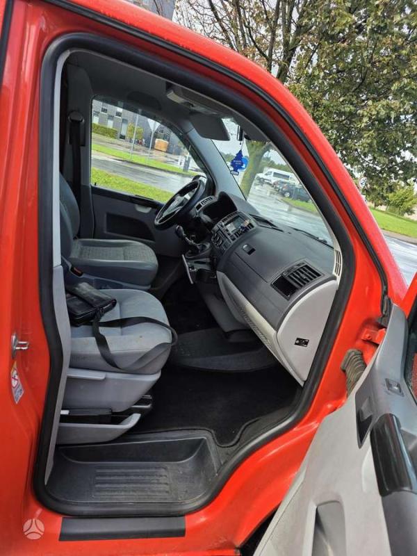 Oranžs Volkswagen Transporter 2013 Kauņa, ar dzinēja tilpumu 2.00 L un nobraukumu 340 tūkst. km par 12705 €, foto 10 vietnē AUTOMOTO.COM.LV