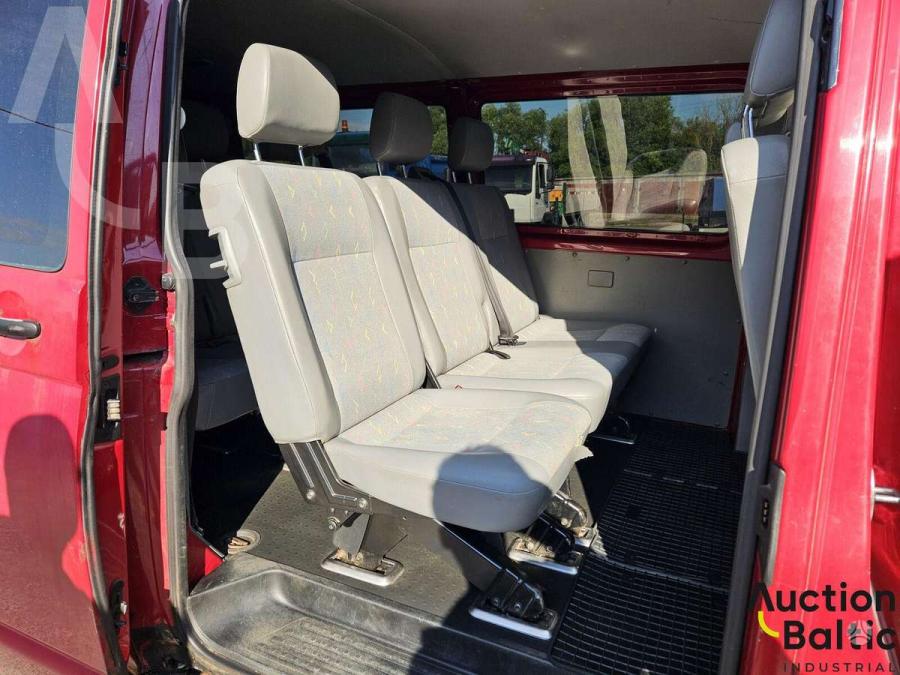 Volkswagen Transporter 2008 in Kaunas, with an engine capacity of 1.90 L and mileage of 437 thousand km for 1050 €, photo 10 on AUTOMOTO.COM.LV