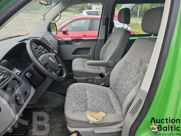 Volkswagen Transporter 2008 in Kaunas, with an engine capacity of 1.90 L and mileage of 344 thousand km for 1000 €, photo 5 on AUTOMOTO.COM.LV