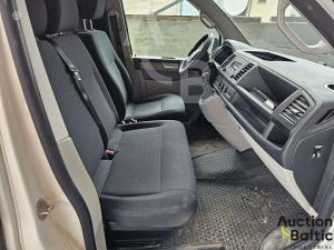 Volkswagen Transporter 2017 in Kaunas, with an engine capacity of 1.97 L and mileage of 139 thousand km for 5400 €, photo 9 on AUTOMOTO.COM.LV