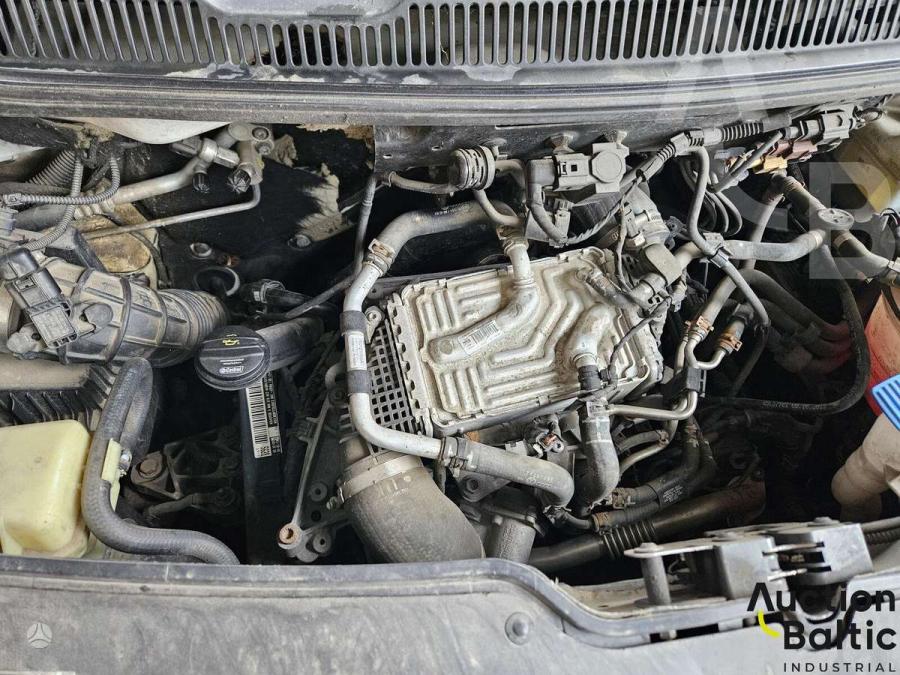 Volkswagen Transporter 2017 in Kaunas, with an engine capacity of 1.97 L and mileage of 139 thousand km for 5400 €, photo 18 on AUTOMOTO.COM.LV