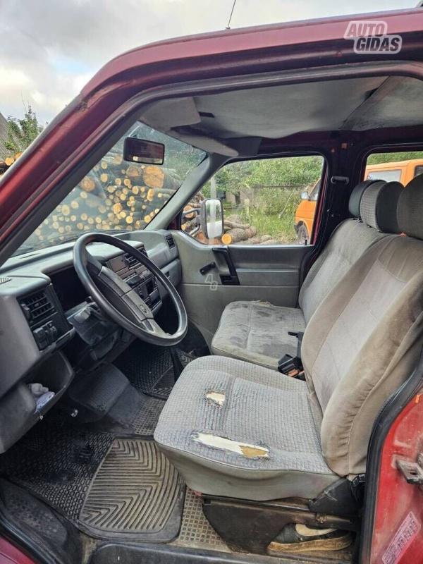 Volkswagen Transporter 1992 Širvintos, ar dzinēja tilpumu 2.40 L un nobraukumu 408 tūkst. km par 900 €, foto 5 vietnē AUTOMOTO.COM.LV