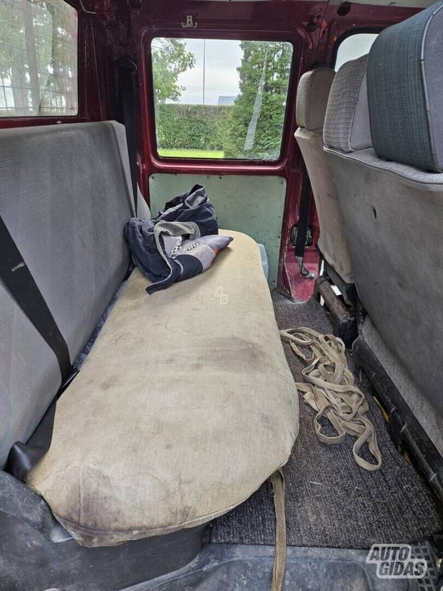 Volkswagen Transporter 1992 Širvintos, ar dzinēja tilpumu 2.40 L un nobraukumu 408 tūkst. km par 900 €, foto 7 vietnē AUTOMOTO.COM.LV