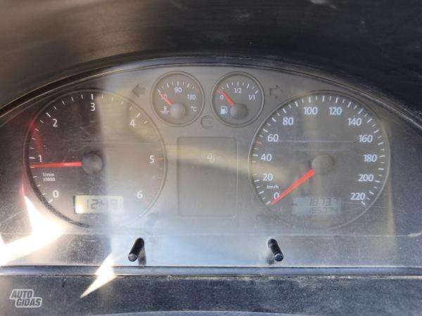 Volkswagen Transporter 2010 in Klaipeda, with an engine capacity of 1.90 L and mileage of 195 thousand km for 3900 €, photo 10 on AUTOMOTO.COM.LV