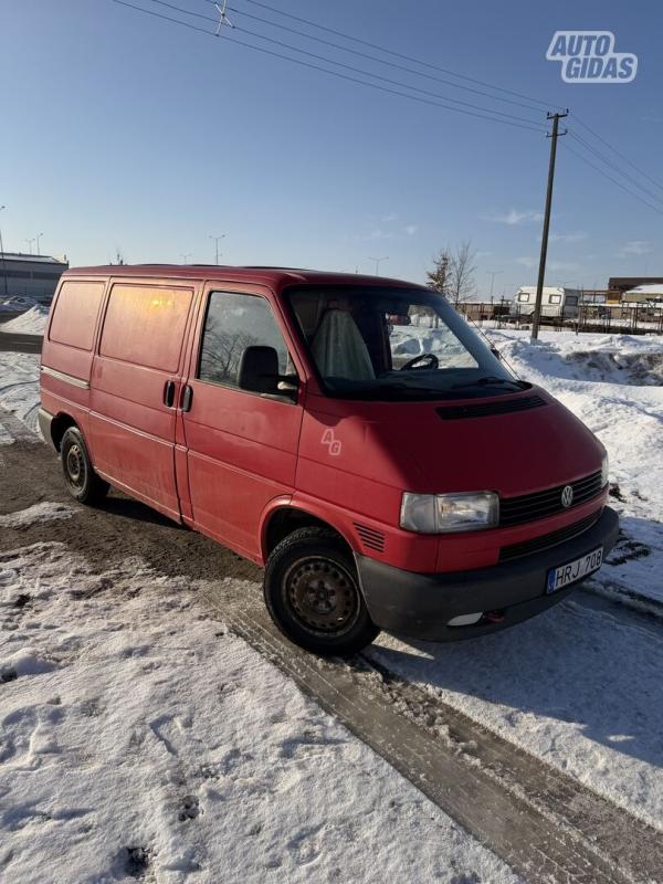 Sarkans Volkswagen Transporter 2001 Klaipėda, ar dzinēja tilpumu 2.40 L un nobraukumu 438 tūkst. km par 1650 €, foto 2 vietnē AUTOMOTO.COM.LV