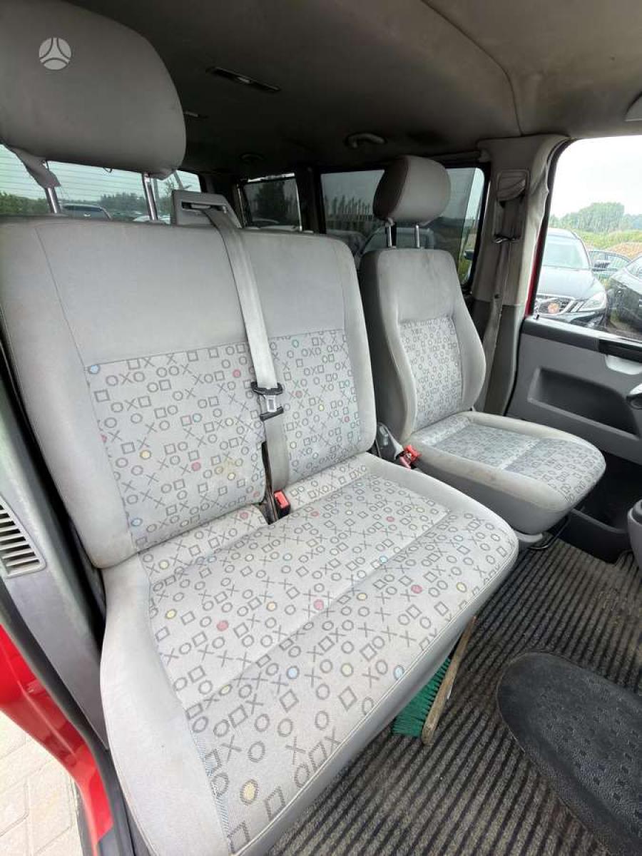Sarkans Volkswagen Transporter 2003 Viļņa, ar dzinēja tilpumu 1.90 L un nobraukumu 579 tūkst. km par 2200 €, foto 18 vietnē AUTOMOTO.COM.LV