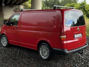 Sarkans Volkswagen Transporter 2004 Viļņa, ar dzinēja tilpumu 1.90 L un nobraukumu 298 tūkst. km par 2999 €, foto 5 vietnē AUTOMOTO.COM.LV