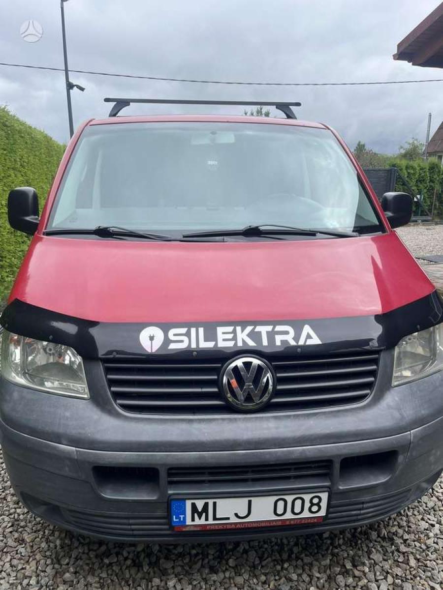 Red Volkswagen Transporter 2004 in Rokiskis, with an engine capacity of 1.90 L and mileage of 315 thousand km for 2990 €, photo 1 on AUTOMOTO.COM.LV