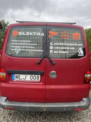 Red Volkswagen Transporter 2004 in Rokiskis, with an engine capacity of 1.90 L and mileage of 315 thousand km for 2990 €, photo 7 on AUTOMOTO.COM.LV