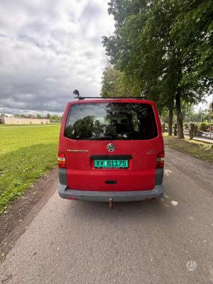 Sarkans Volkswagen Transporter 2006 Panevēža, ar dzinēja tilpumu 2.57 L un nobraukumu 170 tūkst. km par 4290 €, foto 6 vietnē AUTOMOTO.COM.LV