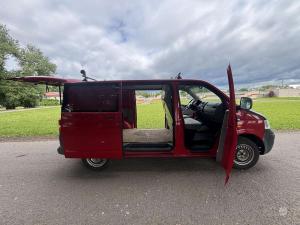 Sarkans Volkswagen Transporter 2006 Panevēža, ar dzinēja tilpumu 2.57 L un nobraukumu 170 tūkst. km par 4290 €, foto 7 vietnē AUTOMOTO.COM.LV