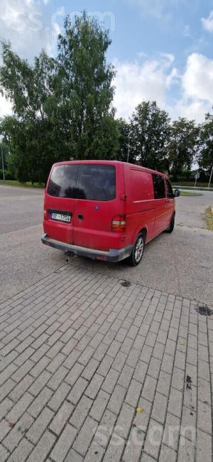 Red Volkswagen Transporter 2006 in Riga, with an engine capacity of 1.90 L and mileage of 425 thousand km for 3200 €, photo 13 on AUTOMOTO.COM.LV