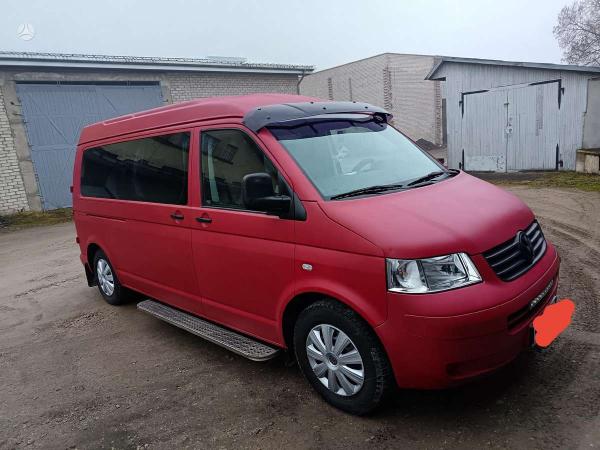 Red Volkswagen Transporter 2007 in Siauliai, with an engine capacity of 2.46 L and mileage of 400 thousand km for 5950 €, photo 8 on AUTOMOTO.COM.LV
