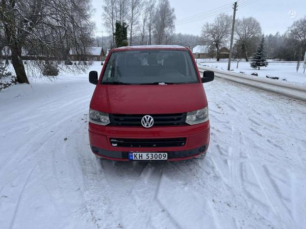 Red Volkswagen Transporter 2007 in Pasvalys, with an engine capacity of 2.50 L and mileage of 270 thousand km for 5350 €, photo 5 on AUTOMOTO.COM.LV