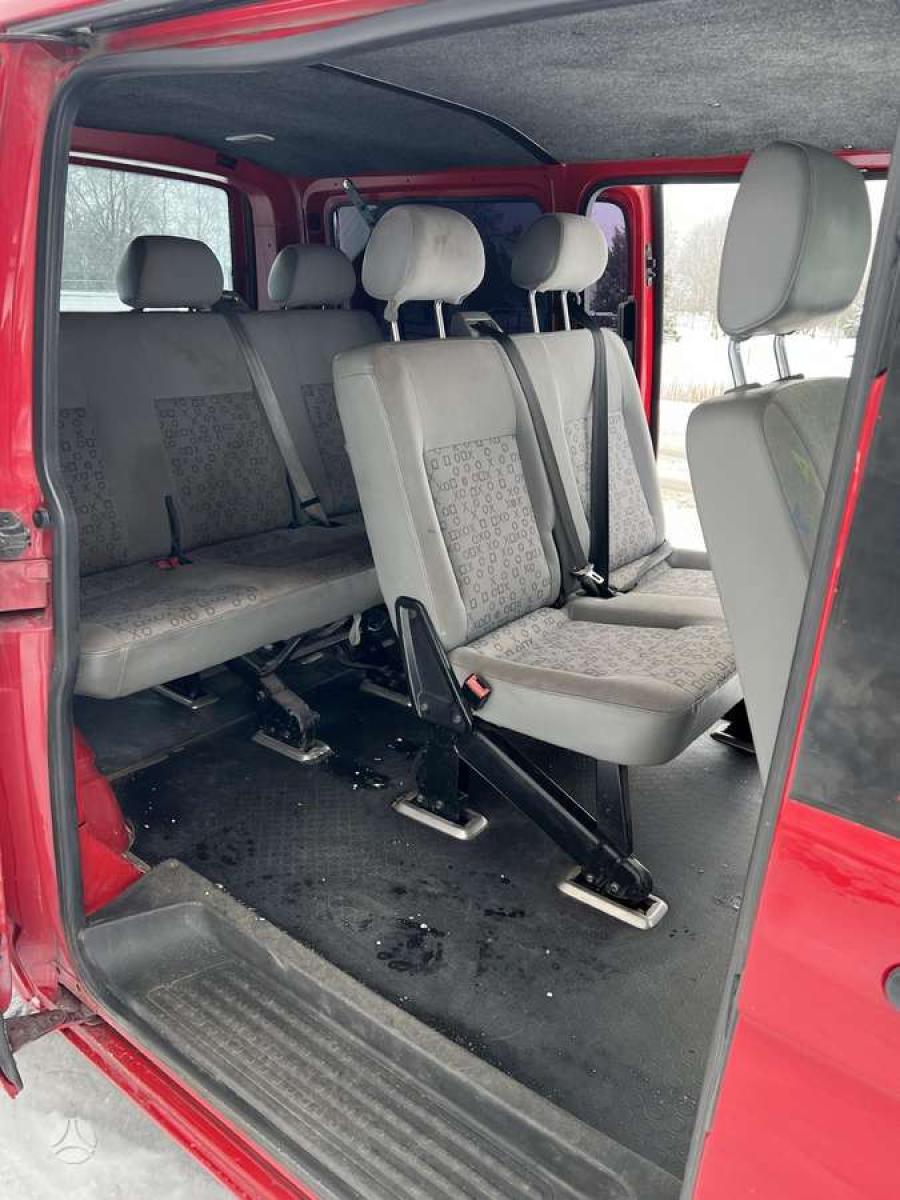 Sarkans Volkswagen Transporter 2007 Pasvalys, ar dzinēja tilpumu 2.50 L un nobraukumu 270 tūkst. km par 5350 €, foto 8 vietnē AUTOMOTO.COM.LV
