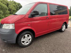 Sarkans Volkswagen Transporter 2007 Kazlų Rūda, ar dzinēja tilpumu 1.90 L un nobraukumu 357 tūkst. km par 5999 €, foto  vietnē AUTOMOTO.COM.LV