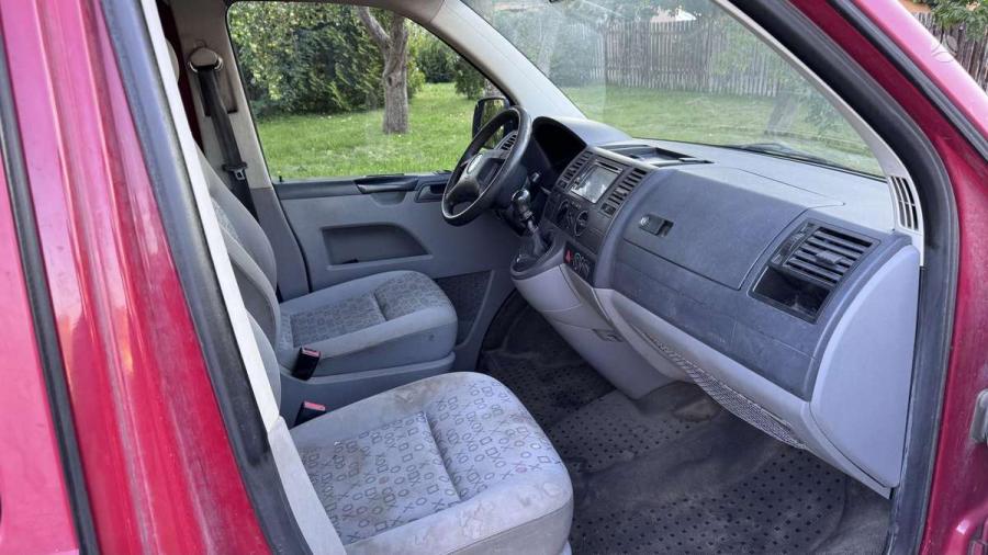 Sarkans Volkswagen Transporter 2007 Kelmė, ar dzinēja tilpumu 1.90 L un nobraukumu 359 tūkst. km par 3600 €, foto 8 vietnē AUTOMOTO.COM.LV