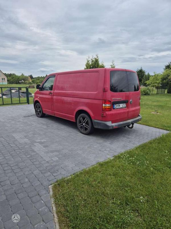 Sarkans Volkswagen Transporter 2008 Kėdainiai, ar dzinēja tilpumu 2.46 L un nobraukumu 235 tūkst. km par 3350 €, foto 6 vietnē AUTOMOTO.COM.LV