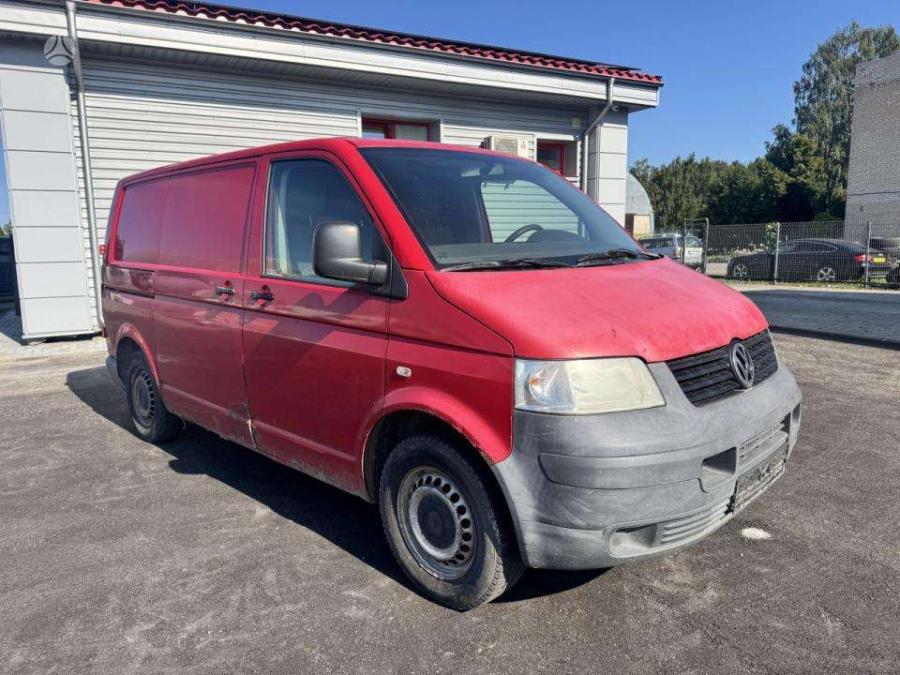 Sarkans Volkswagen Transporter 2008 Radviliškis, ar dzinēja tilpumu 2.50 L un nobraukumu 0 tūkst. km par 3206 €, foto 4 vietnē AUTOMOTO.COM.LV