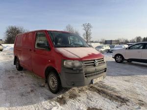 Sarkans Volkswagen Transporter 2010 Kauņa, ar dzinēja tilpumu 2.00 L un nobraukumu 317 tūkst. km par 3500 €, foto 2 vietnē AUTOMOTO.COM.LV