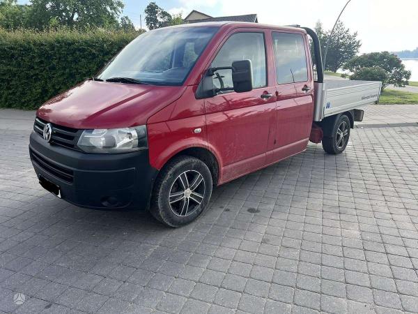 Red Volkswagen Transporter 2013 in Telschi, with an engine capacity of 2.00 L and mileage of 273 thousand km for 7300 €, photo 1 on AUTOMOTO.COM.LV
