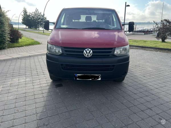 Red Volkswagen Transporter 2013 in Telschi, with an engine capacity of 2.00 L and mileage of 273 thousand km for 7300 €, photo 5 on AUTOMOTO.COM.LV