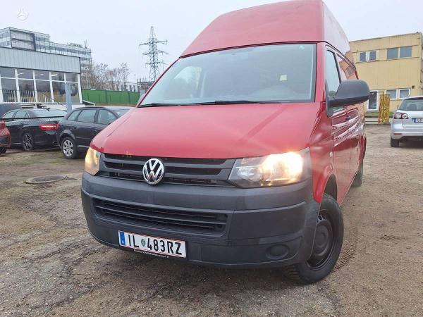 Red Volkswagen Transporter 2014 in Vilnius, with an engine capacity of 2.00 L and mileage of 278 thousand km for 7800 €, photo 2 on AUTOMOTO.COM.LV