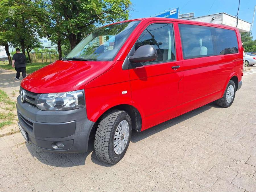 Sarkans Volkswagen Transporter 2014 Viļņa, ar dzinēja tilpumu 2.00 L un nobraukumu 287 tūkst. km par 11300 €, foto 3 vietnē AUTOMOTO.COM.LV