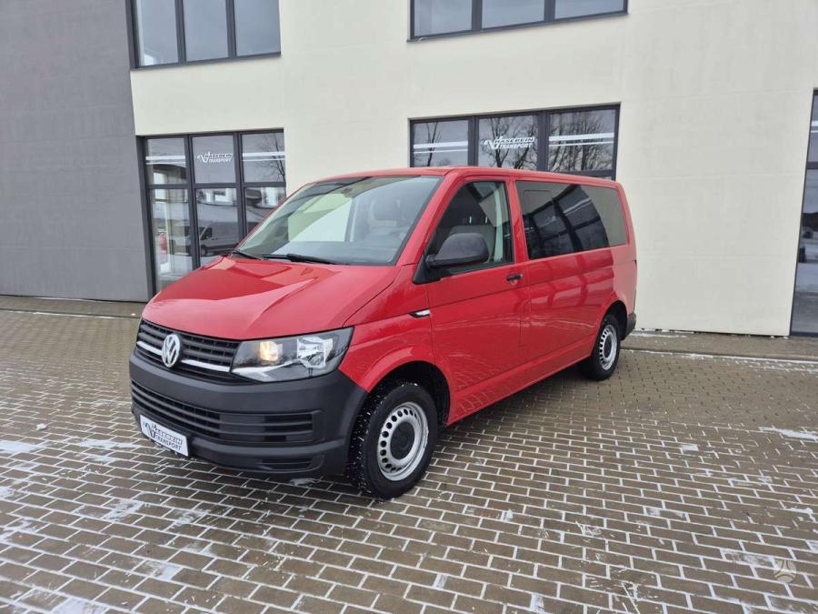 Sarkans Volkswagen Transporter 2016 Marijampole, ar dzinēja tilpumu 1.97 L un nobraukumu 247 tūkst. km par 14000 €, foto 3 vietnē AUTOMOTO.COM.LV