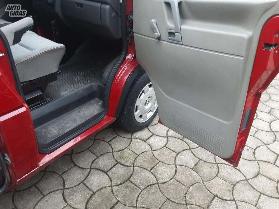 Red Volkswagen Transporter 1996 in Marijampole, with an engine capacity of 2.50 L and mileage of 248 thousand km for 3900 €, photo 12 on AUTOMOTO.COM.LV