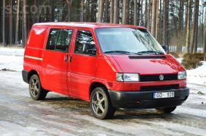 Красный Фольксваген Transporter 1999 в Талси, объемом двигателя 1.90 л и пробегом 354 тыс. км за 4300 €, фото 3 на AUTOMOTO.COM.LV