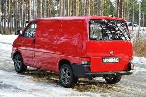 Красный Фольксваген Transporter 1999 в Талси, объемом двигателя 1.90 л и пробегом 354 тыс. км за 4300 €, фото 5 на AUTOMOTO.COM.LV
