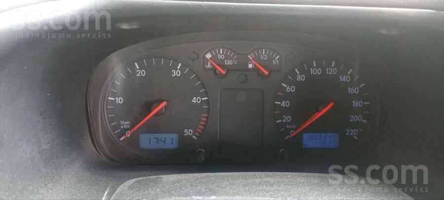 Sarkans Volkswagen Transporter 2000 Rīga, ar dzinēja tilpumu 1.90 L un nobraukumu 300 tūkst. km par 1400 €, foto 6 vietnē AUTOMOTO.COM.LV