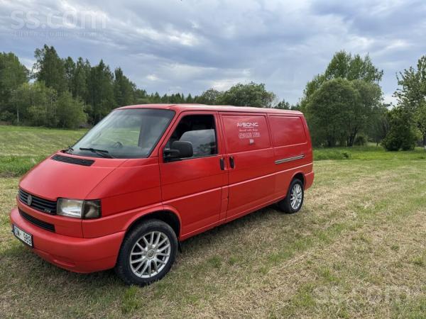 Sarkans Volkswagen Transporter 2000 Rēzekne, ar dzinēja tilpumu 2.50 L un nobraukumu 347 tūkst. km par 3400 €, foto 6 vietnē AUTOMOTO.COM.LV