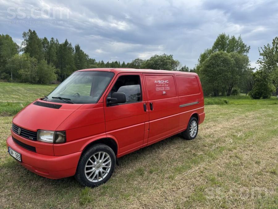 Sarkans Volkswagen Transporter 2000 Rēzekne, ar dzinēja tilpumu 2.50 L un nobraukumu 347 tūkst. km par 3400 €, foto 7 vietnē AUTOMOTO.COM.LV