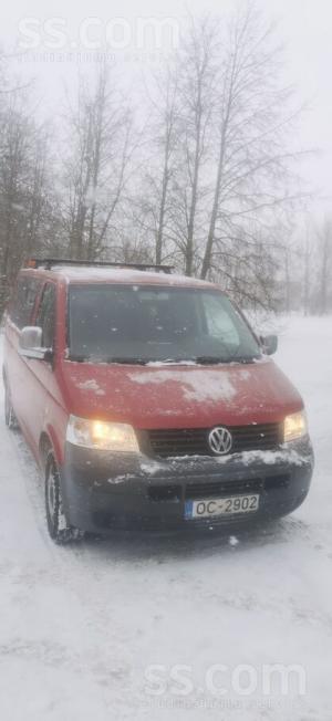 Red Volkswagen Transporter 2004 in Riga, with an engine capacity of 1.90 L and mileage of 266 thousand km for 5200 €, photo 7 on AUTOMOTO.COM.LV