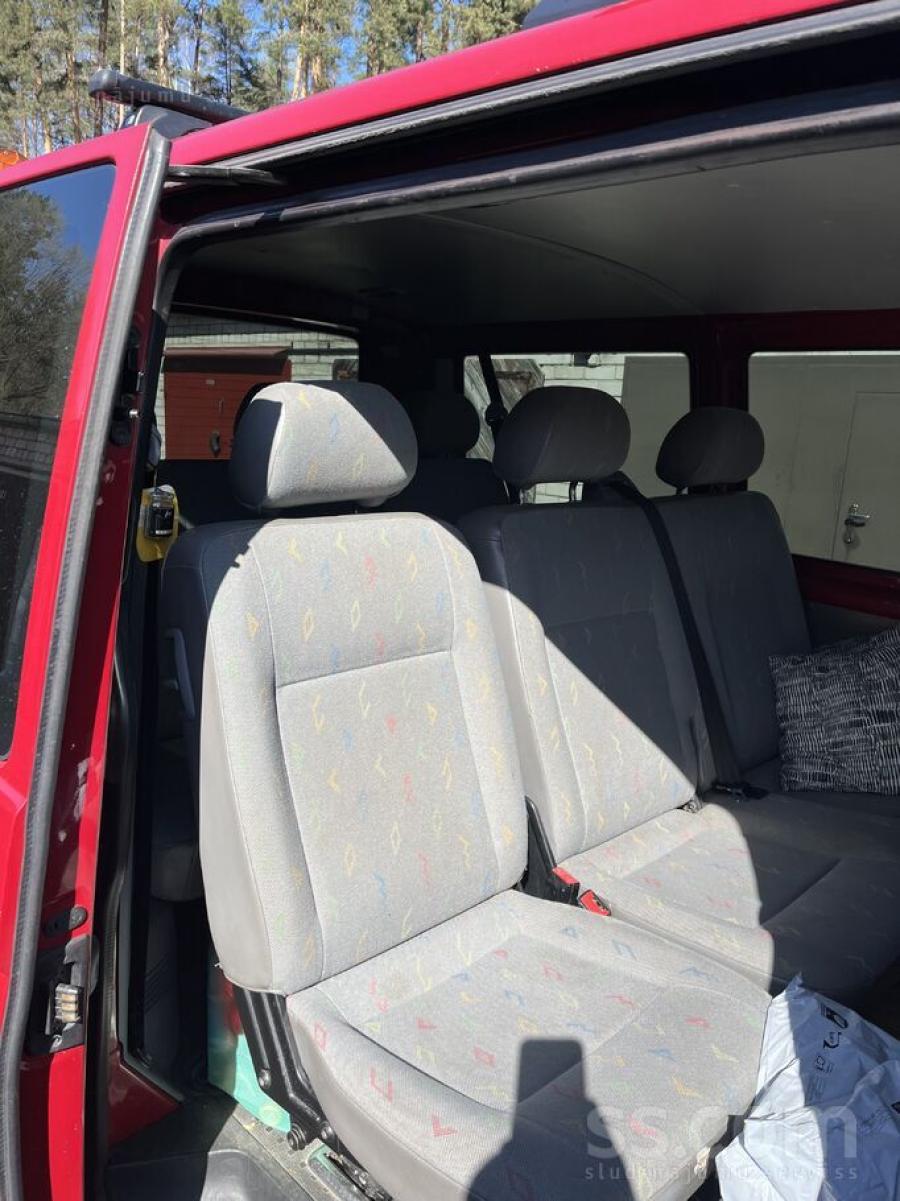 Sarkans Volkswagen Transporter 2004 Rīga, ar dzinēja tilpumu 1.90 L un nobraukumu 273 tūkst. km par 4800 €, foto 5 vietnē AUTOMOTO.COM.LV