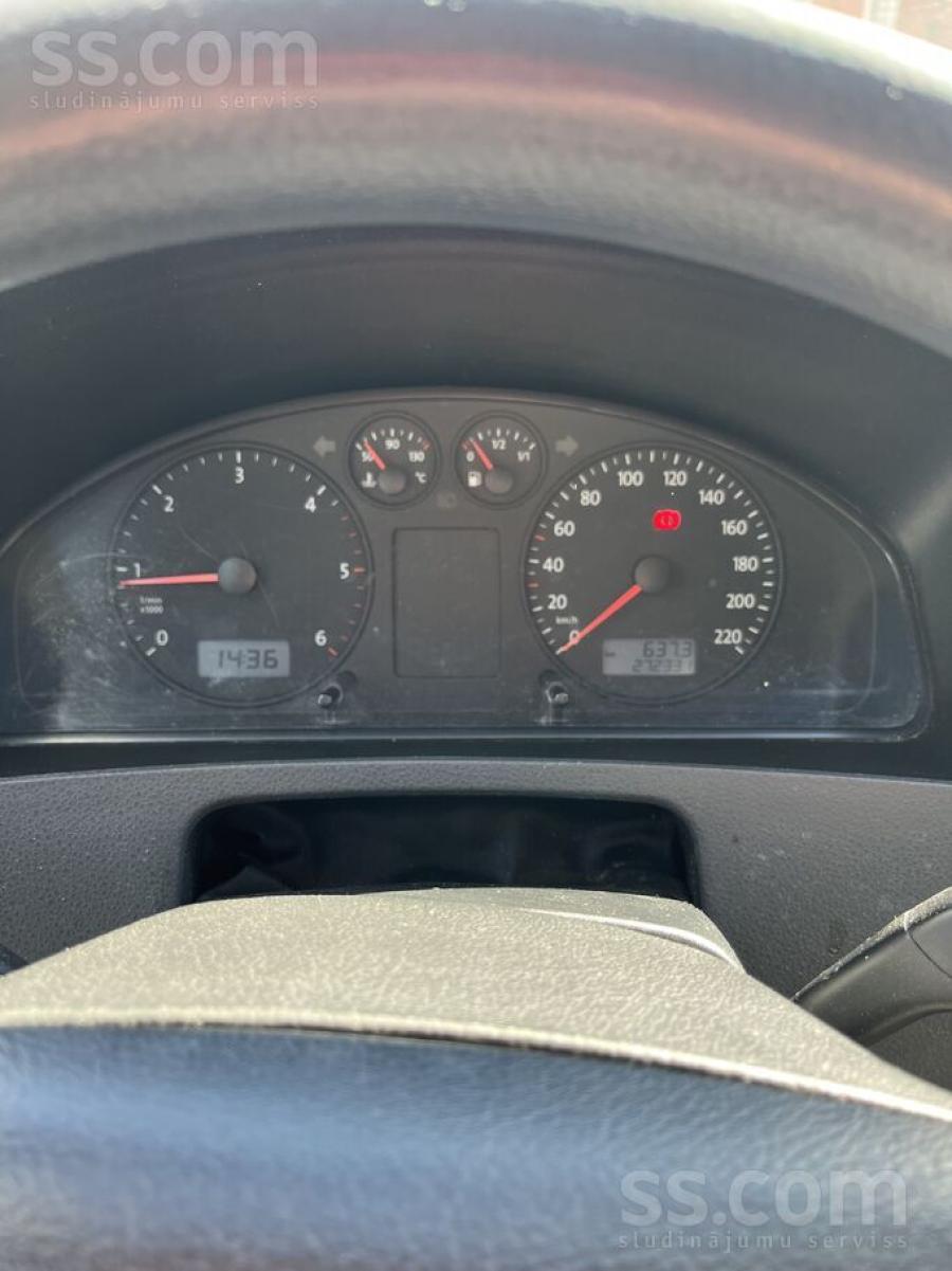 Sarkans Volkswagen Transporter 2004 Rīga, ar dzinēja tilpumu 1.90 L un nobraukumu 273 tūkst. km par 4800 €, foto 7 vietnē AUTOMOTO.COM.LV